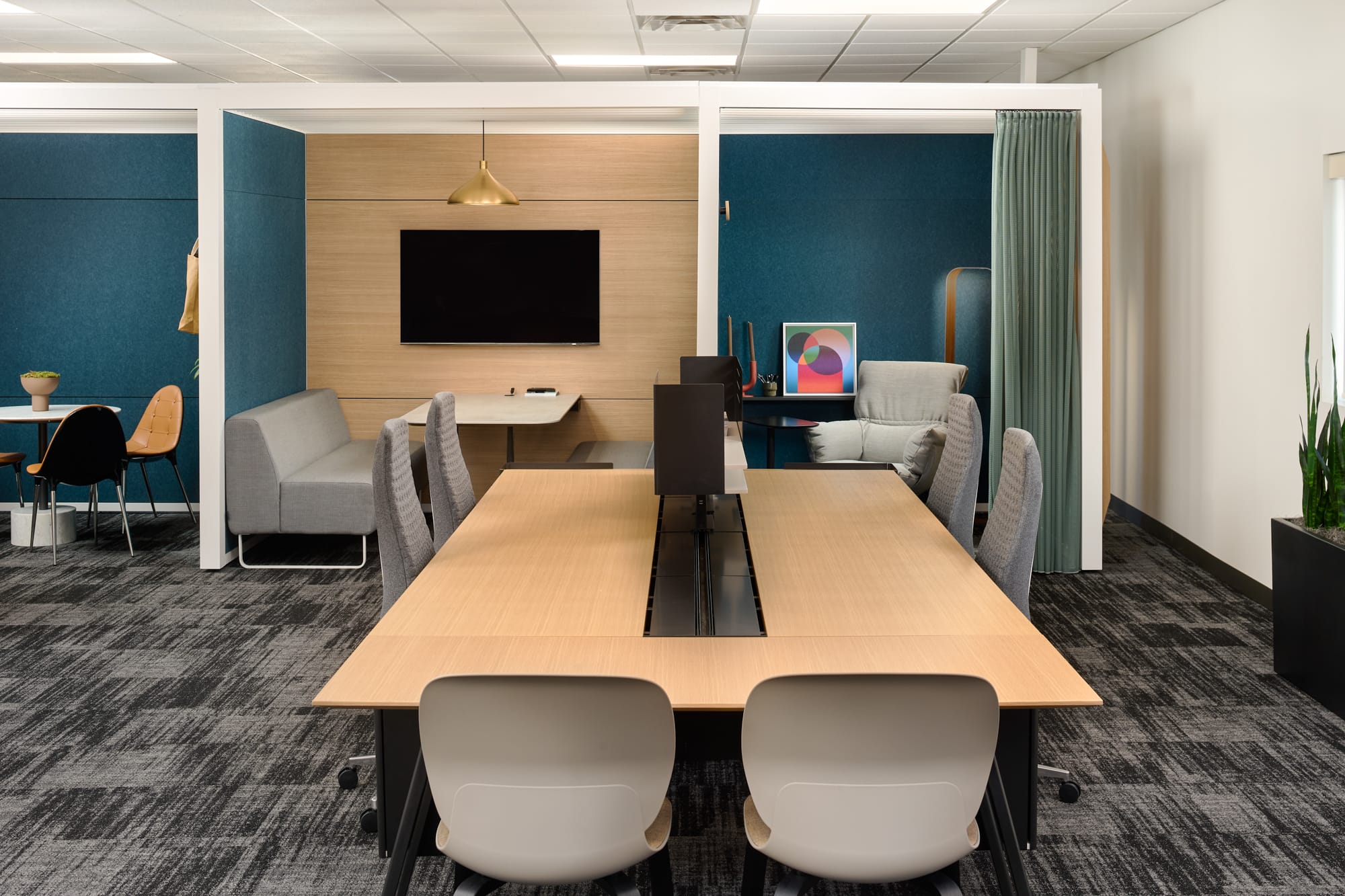 CIS | Cdot Design Studio